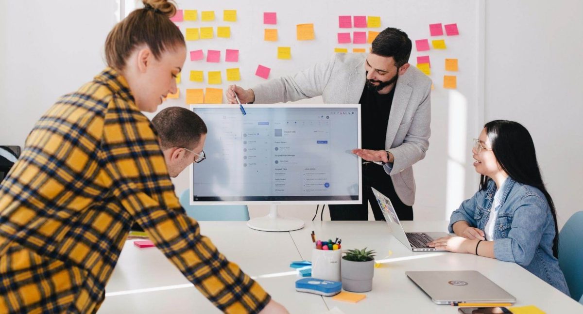 SMB Sales: Smart Strategies for Selling SaaS to Small Businesses